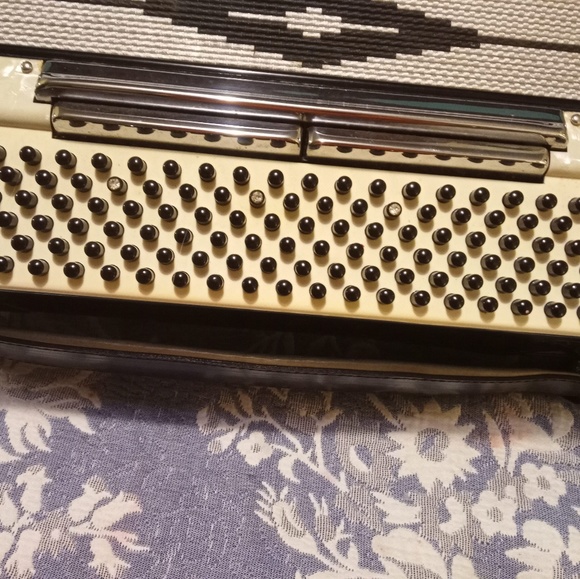 diamond Sam ferry | Other | Diamond Sam Ferry Accordion | Poshmark